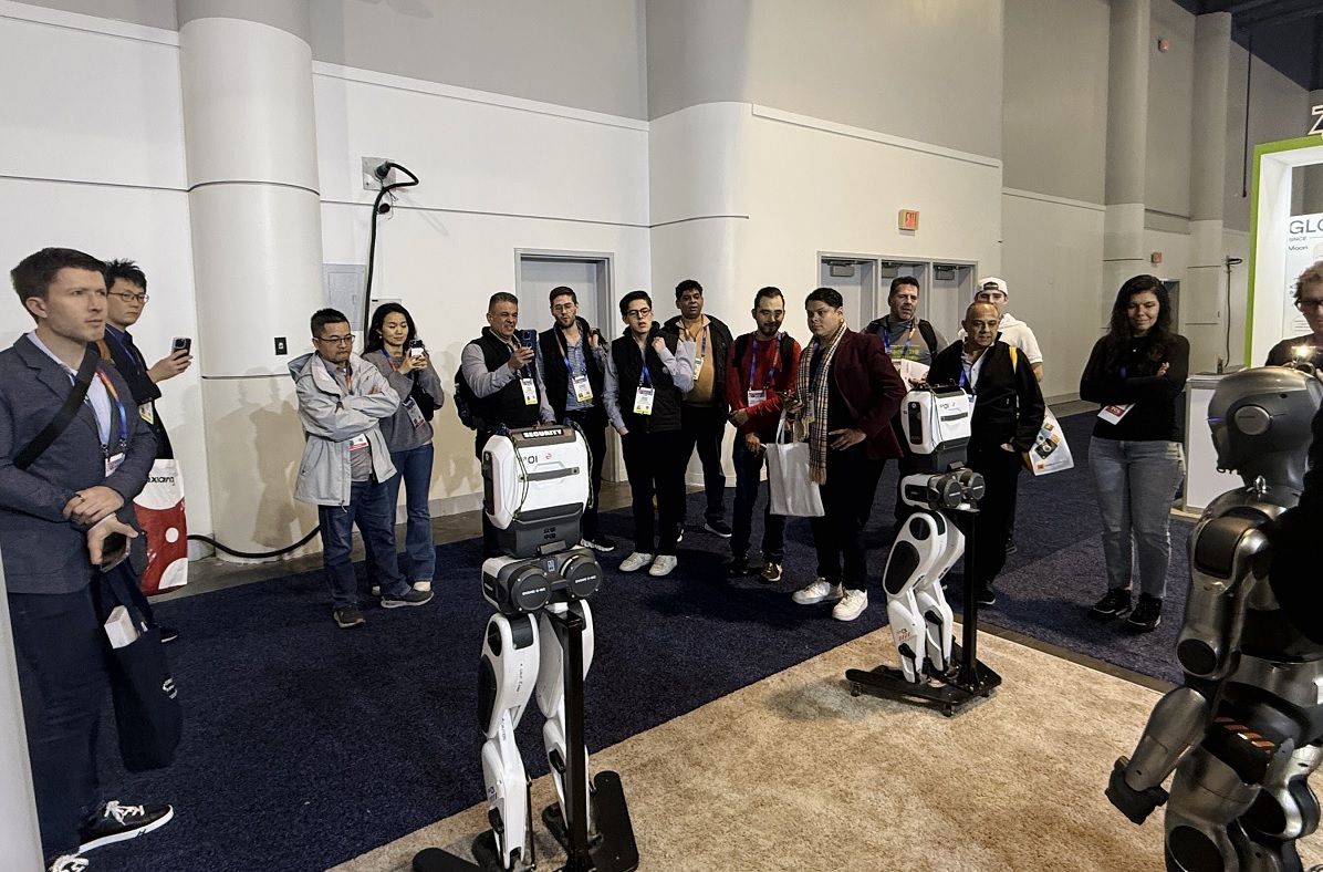 EngineAI Debuts at CES 2025 with Cutting-Edge Humanoid Robotics Technology